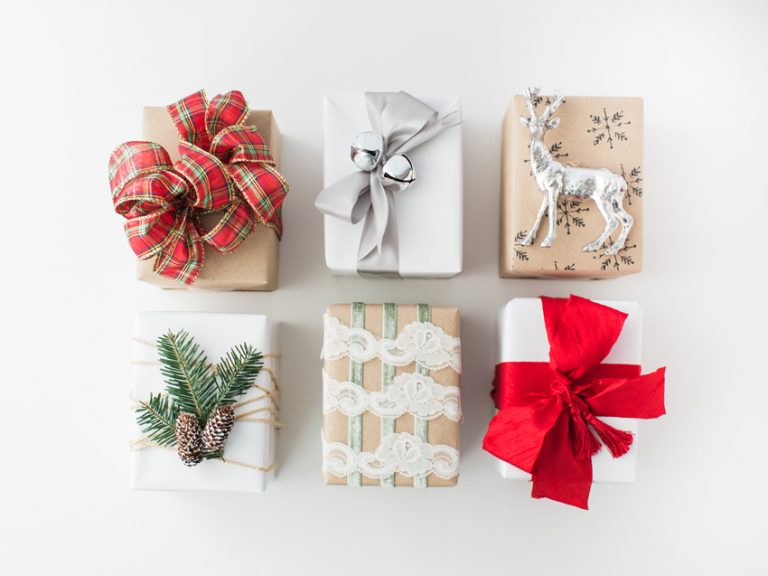 12 Gorgeous Ways to Wrap Your Gifts :: Rhiannon Bosse